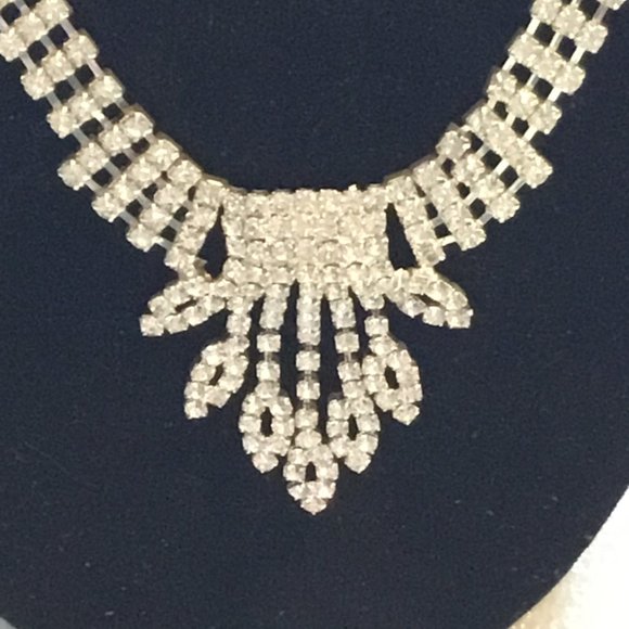 Jewelry | Lovely Vintage Rhinestone Necklace | Poshmark